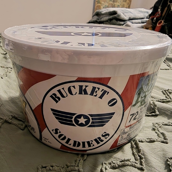 Disney | Toys | Disney Pixar Toy Story Collection Bucket O Soldiers By ...